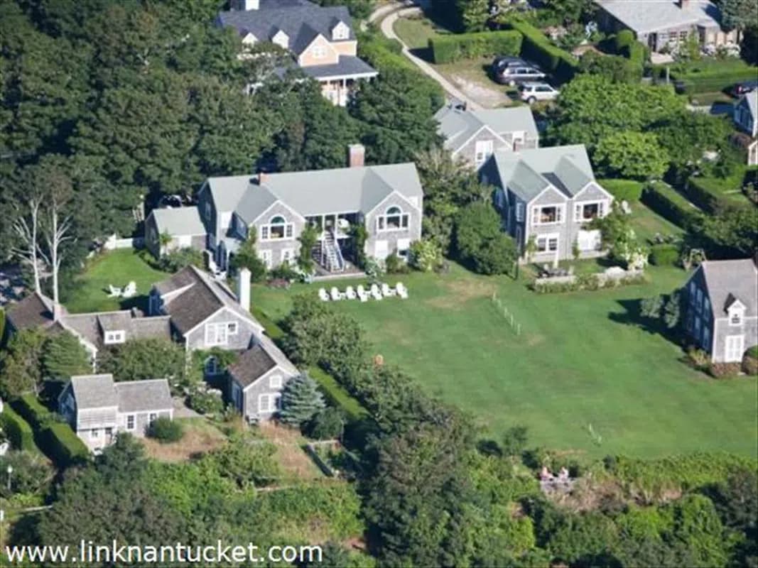 27 Shell Street, Nantucket MA | Congdon & Coleman Real Estate